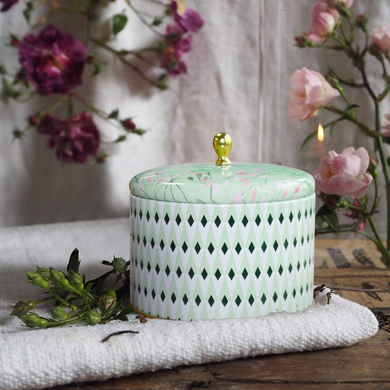 Candle Vendor Personalized large scented travel candle tin wholesale ...